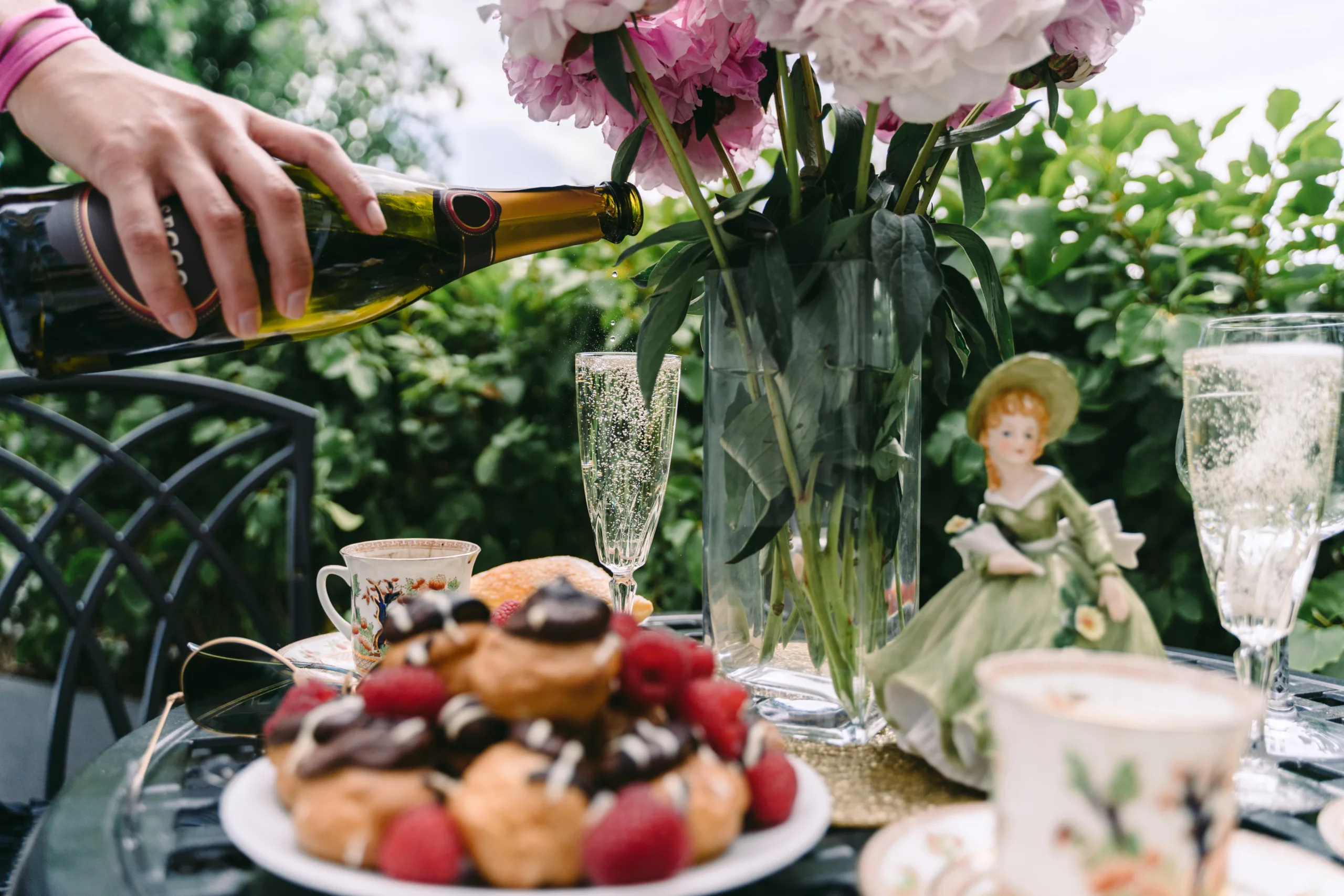 What To Serve With Champagne Breakfast (Great Ideas!)